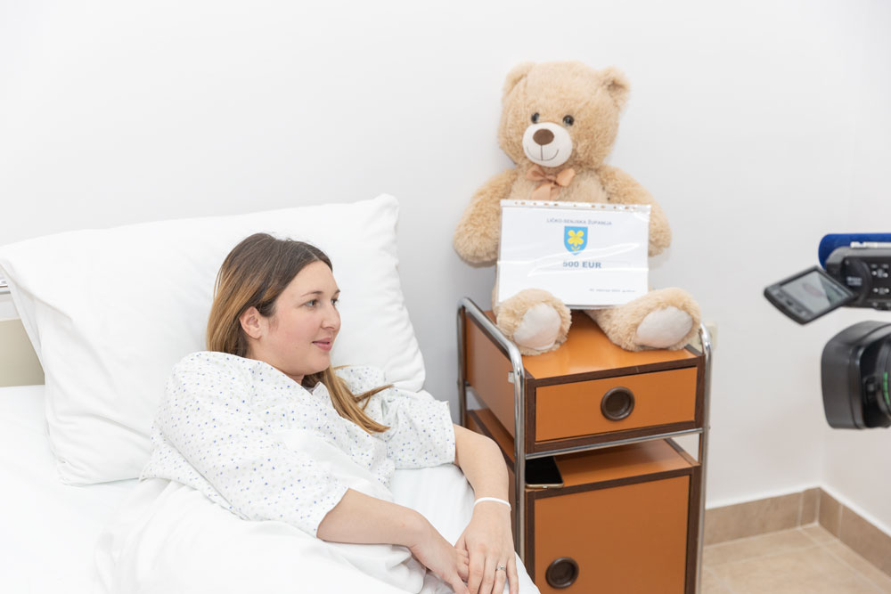 Maleni Martin iz Gospića prva je beba rođena u Ličko-senjskoj županiji ...